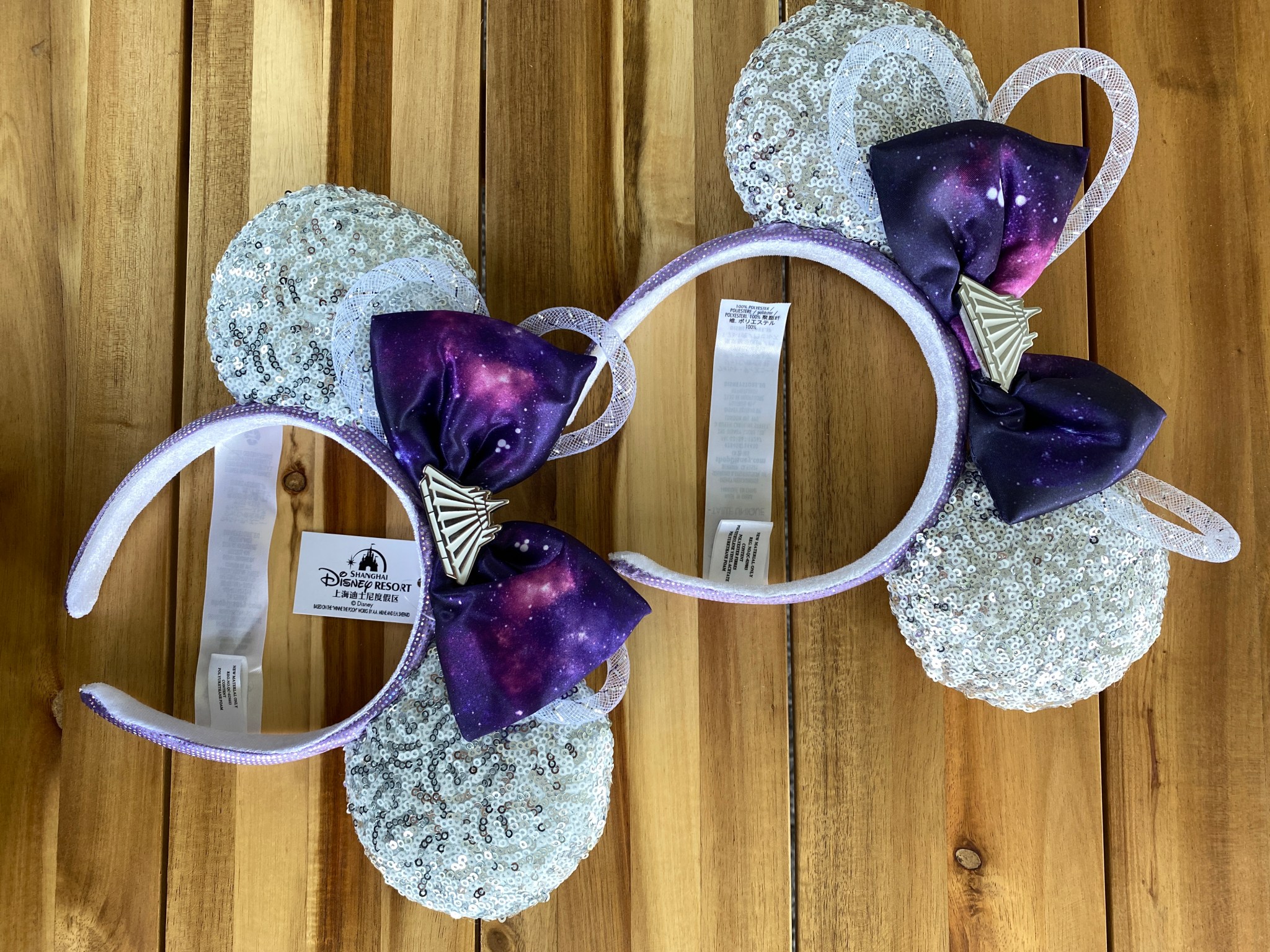 Real vs. Fake: Spotting Fakes – Minnie Mouse: The Main Attraction ...