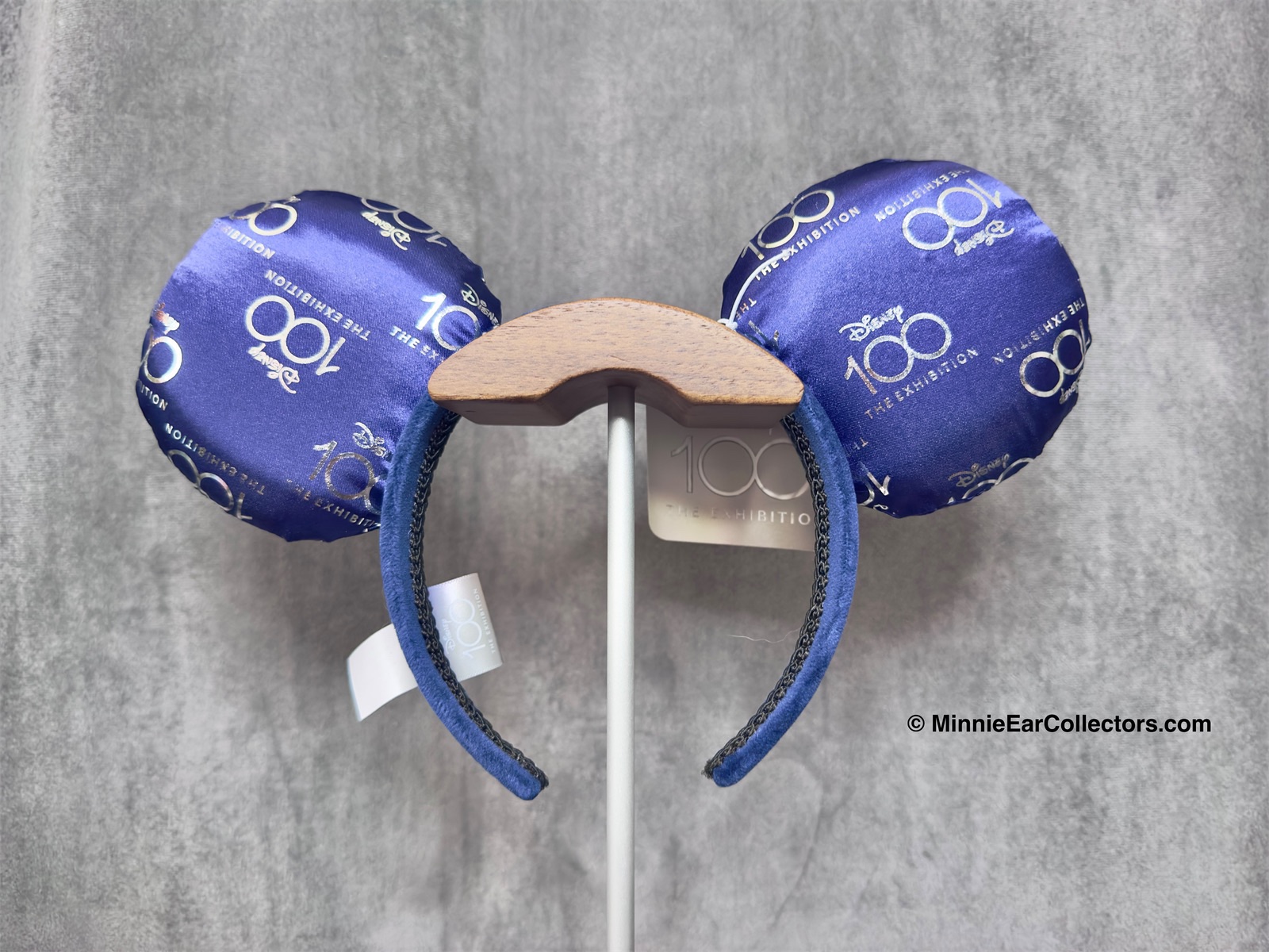 Disney100: The Exhibition Mickey Ears – Minnie Ear Collectors